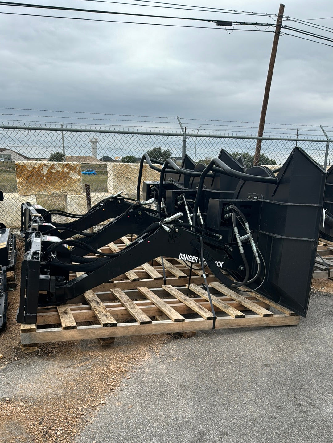 IDT Swing Boom Brush Cutter - 3 Hose | Tractor/Skid Steer Attachments ...