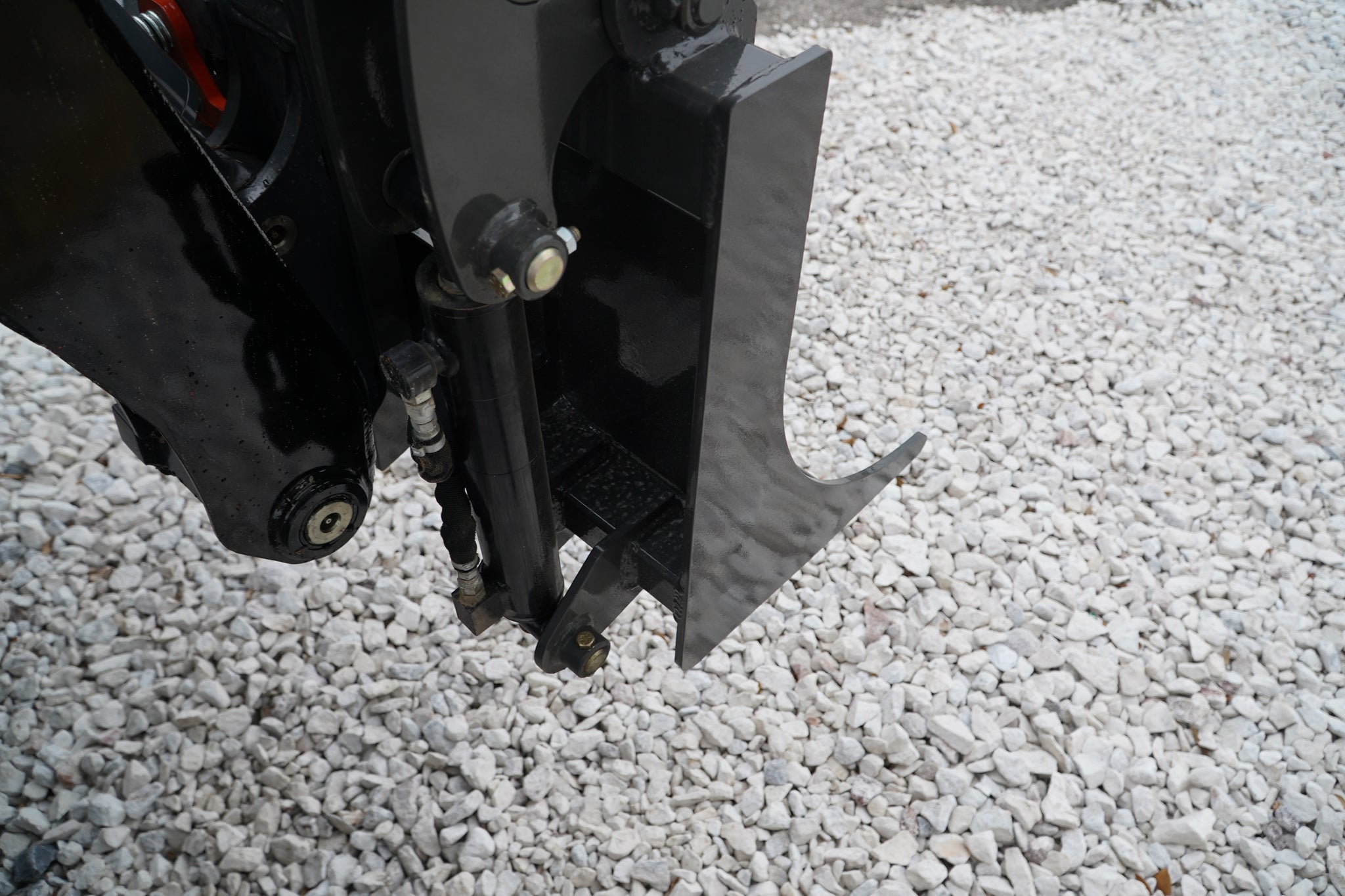 IDT Compact Brush Grapple AR400! – I Dig Texas