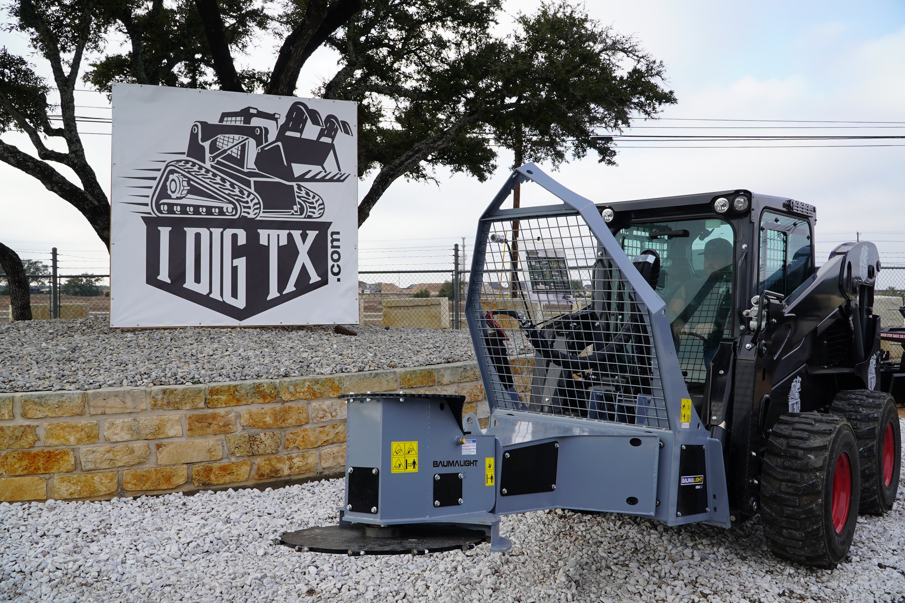 Baumalight Tree "Drop" Saw Excavator/Skid Steer Attachment – I Dig Texas