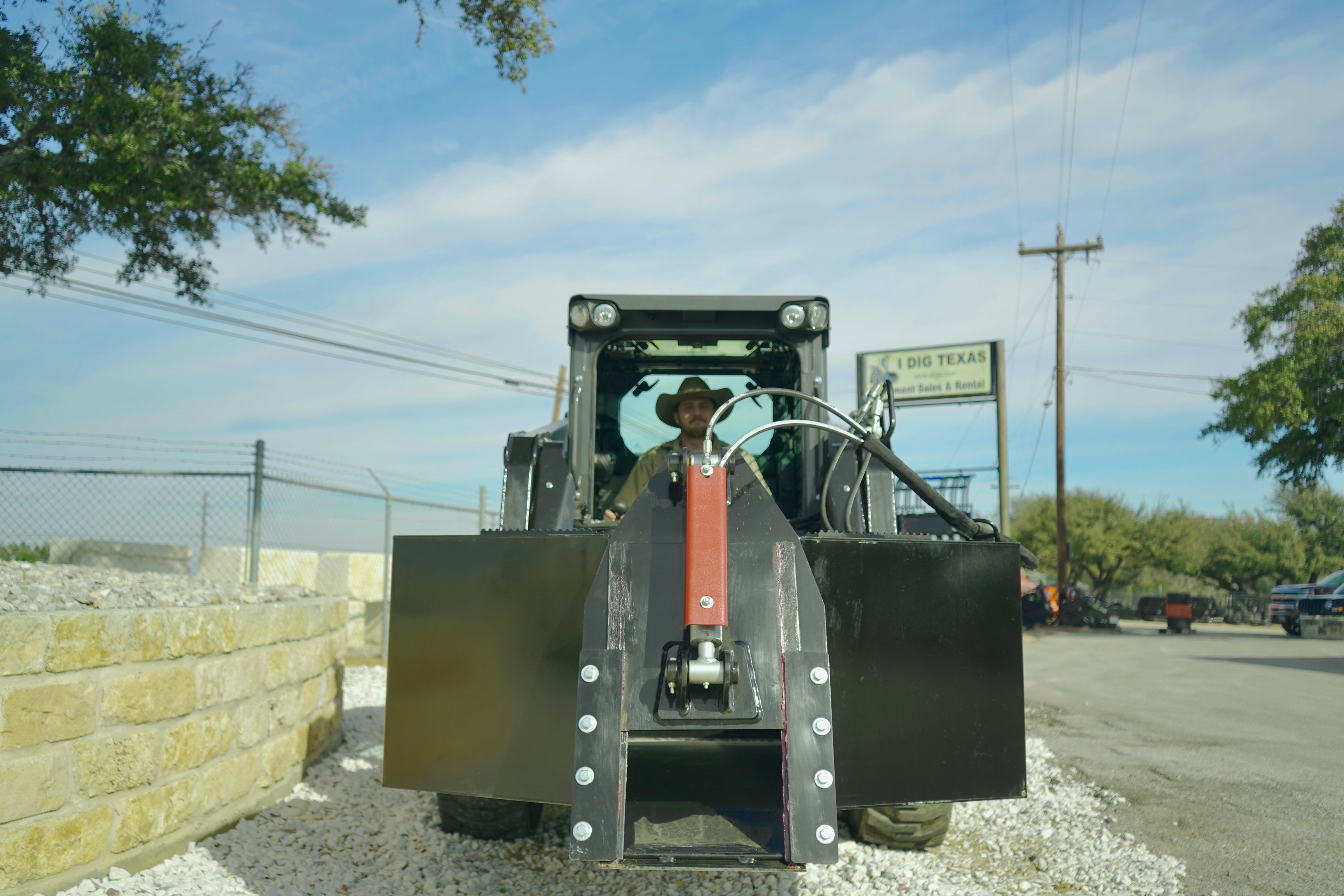 AMFG Concrete Bucket Hydraulic 1 Yard | Tractor/Skid Steer Attachments ...
