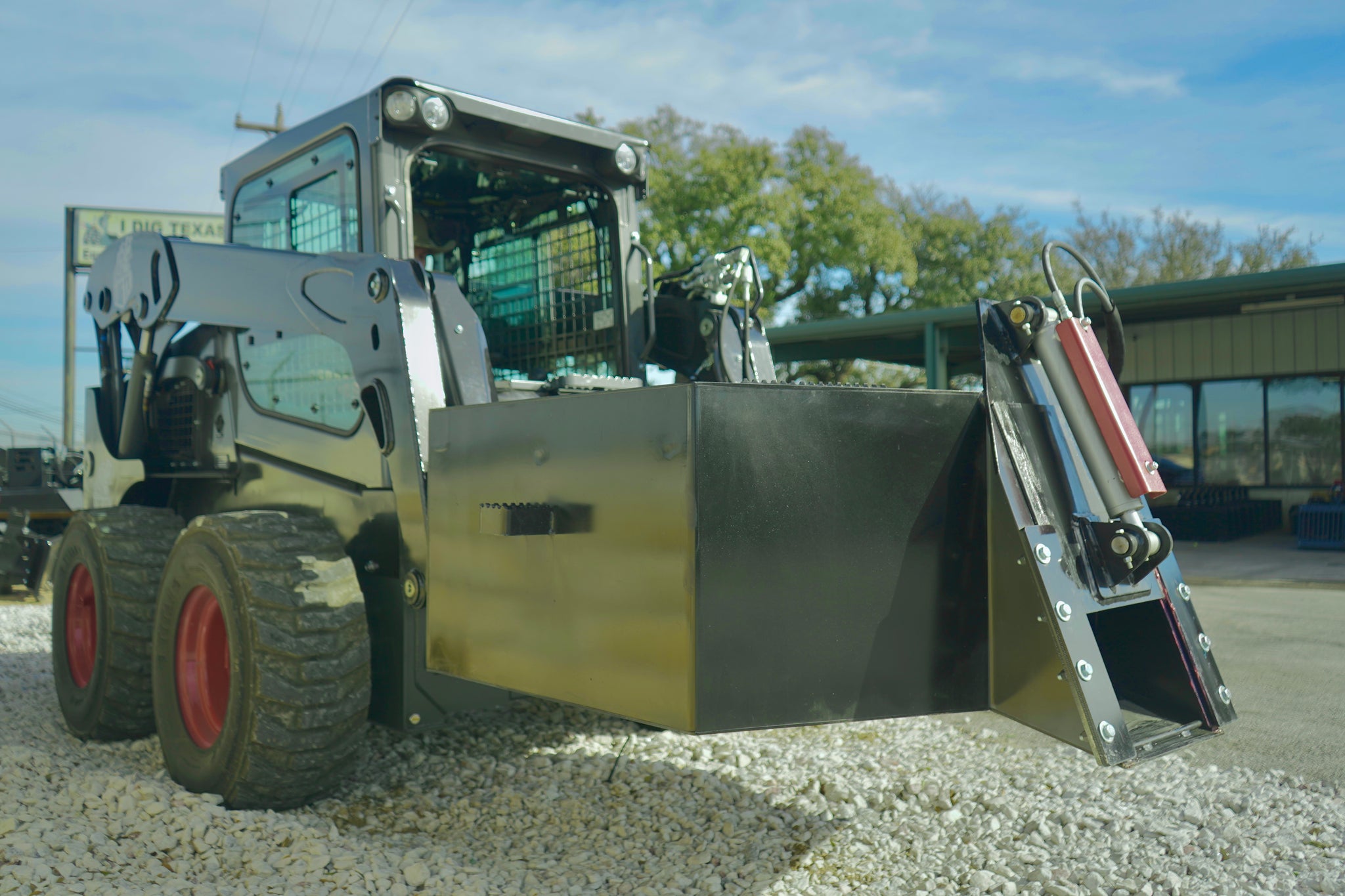 AMFG Concrete Bucket Hydraulic 1 Yard | Tractor/Skid Steer Attachments ...