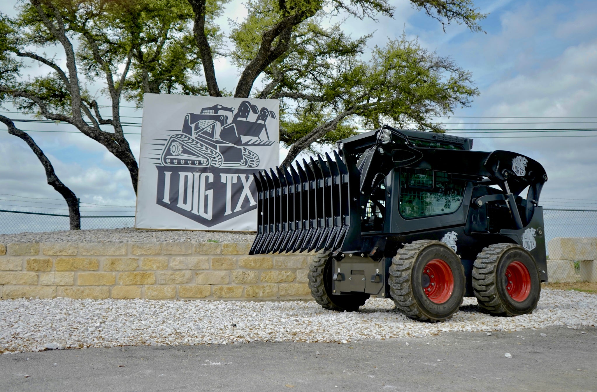 AMFG RakeZilla Root Rake | Tractor/Skid Steer Attachments & Implements ...