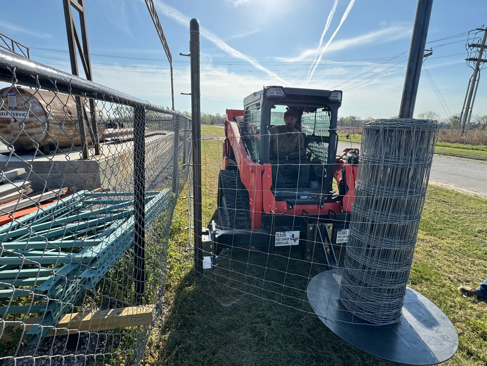 AMFG Simple Stretch Fence Stretcher (with deluxe mount) – I Dig Texas